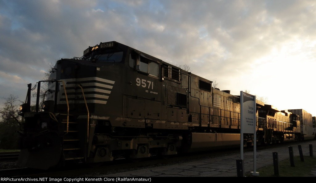 NS train #222 (Intermodal) (Atlanta, GA - Charlotte, NC)
